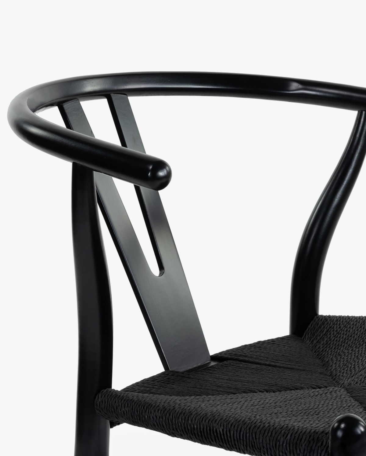 Silla de comedor Stolk de madera de haya y ratán negro