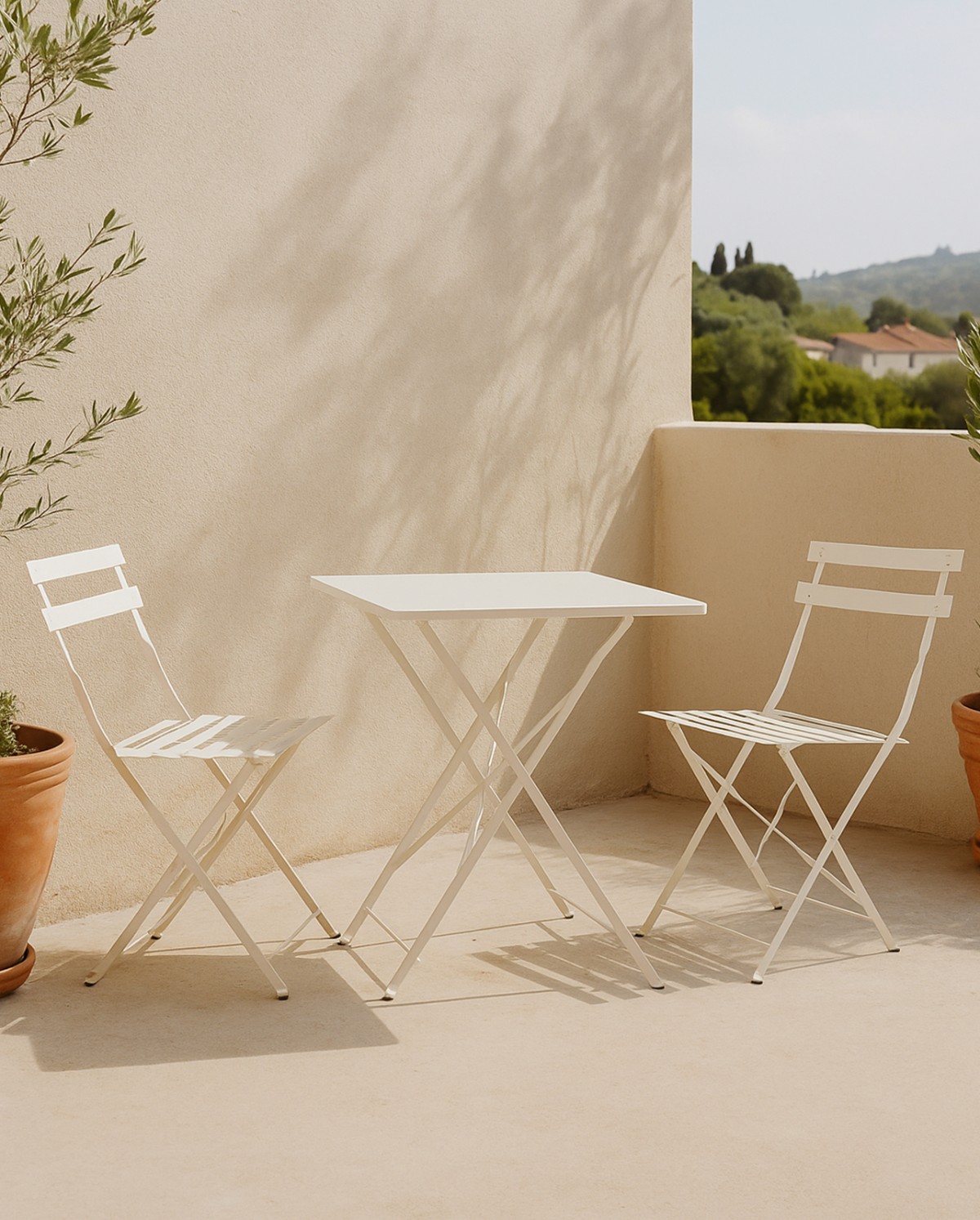Ensemble Aime table pliante et 2 chaises pliantes d'extérieur en acier ...